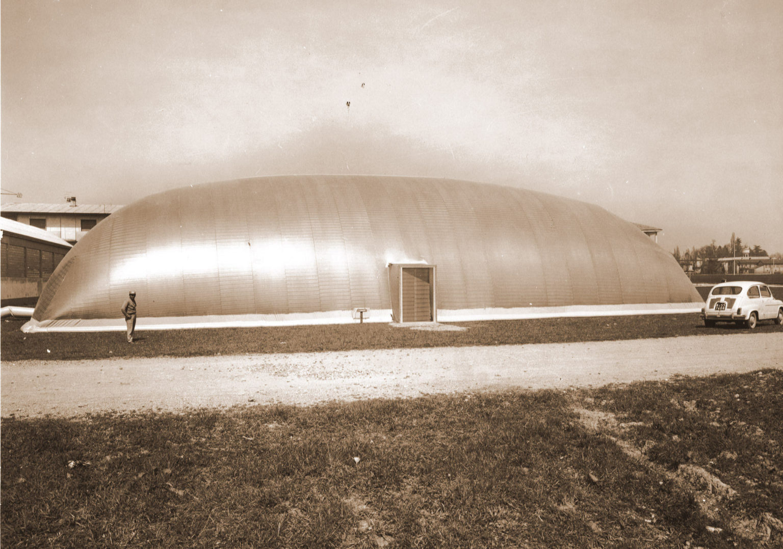 The history of the air-supported structure - Plasteco Milano